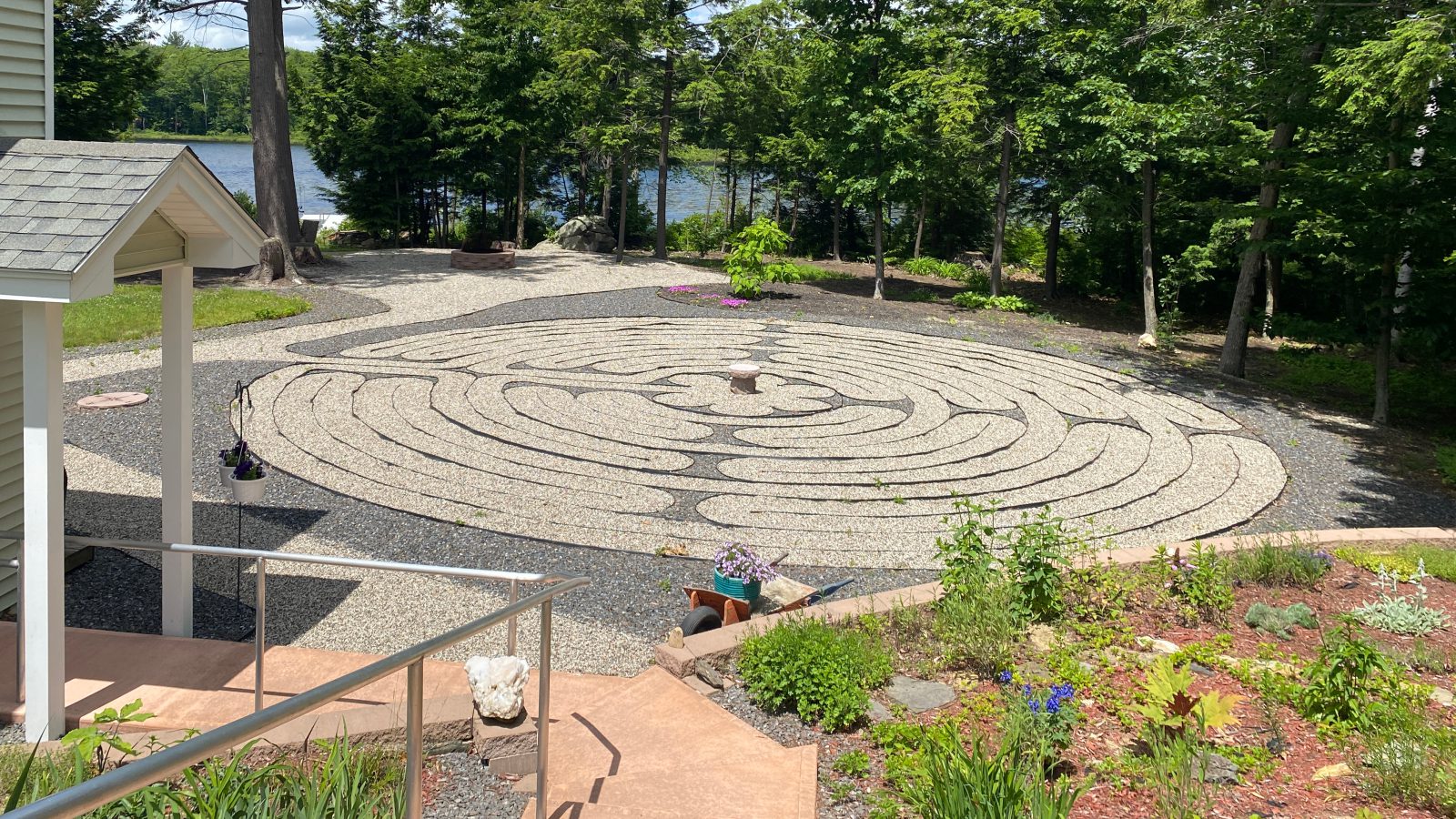 Photo Gallery - Retreat at Loon Pond